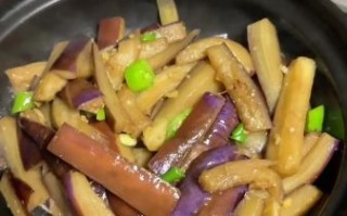 砂锅肉末茄子煲怎么做_茄子煲用哪种茄子最好