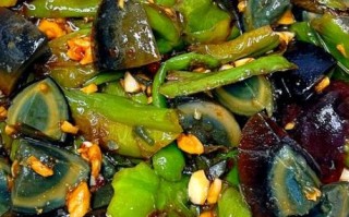 皮蛋擂辣椒怎么做_皮蛋擂辣椒正宗做法