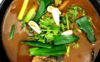 清炖草鱼的家常做法_草鱼炖多久才嫩