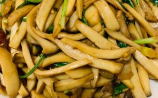 肉炒杏鲍菇怎么做好吃_杏鲍菇炒肉用焯水吗