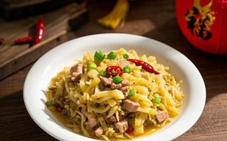 烩酸菜的家常做法_烩酸菜怎么做才好吃