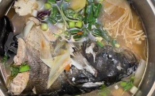 鲢鱼头汤怎么做好吃_鲢鱼头汤家常做法