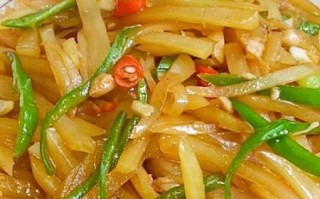 酸辣土豆丝怎么做_土豆丝不软塌的秘诀