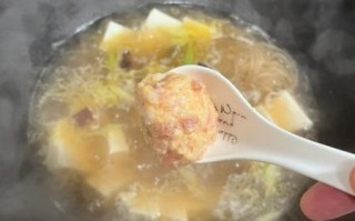 丸子馅怎么调_丸子馅配料比例