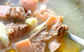 藕怎么炒好吃_莲藕排骨汤的做法