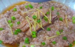 咸鱼蒸肉饼怎么做_咸鱼蒸肉饼蒸多久