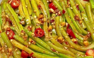 凉拌葫芦丝怎么做_葫芦丝要不要焯水