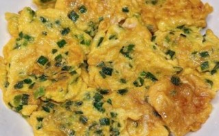 葱花炒鸡蛋怎么炒才嫩_葱花炒鸡蛋需要焯水吗