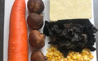 木耳饺子馅怎么调好吃_木耳饺子馅的做法窍门