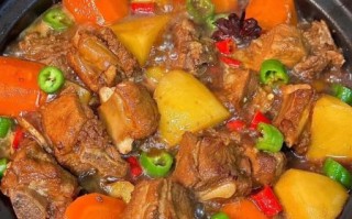 红烧排骨土豆怎么做_红烧排骨土豆的家常做法
