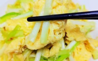 韭黄炒鸡蛋怎么做_韭黄炒鸡蛋的家常做法