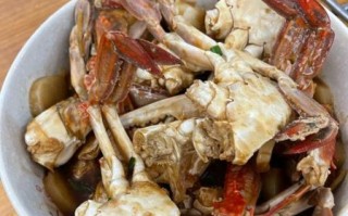 香辣梭子蟹炒年糕怎么做_梭子蟹炒年糕用哪种年糕