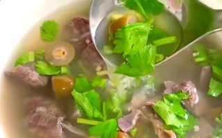 猪肺汤的做法_猪肺汤怎么清洗才干净
