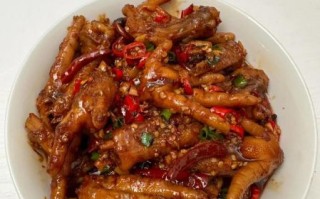 麻辣鸡爪家常做法_怎么做好吃不腥