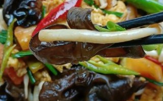 香菇木耳炒什么菜好吃_家常搭配推荐