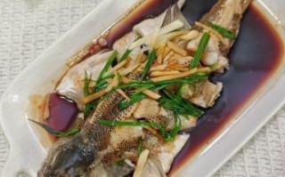 家常鱼的做法大全窍门_清蒸鲈鱼怎么做好吃