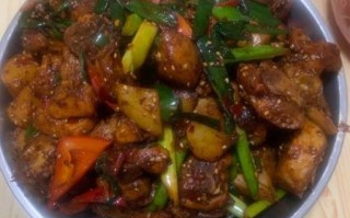 干锅啤酒鸡怎么做_干锅啤酒鸡的做法步骤