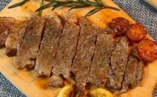 黑胡椒牛排怎么做好吃_黑胡椒牛排腌制技巧