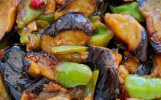 青椒炒茄子怎么做_青椒炒茄子简单做法