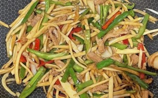 茭白炒肉怎么做_茭白炒肉先炒肉还是先炒茭白