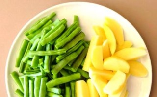 四季豆怎么炒才好吃_四季豆要不要焯水