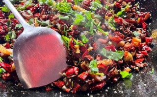 辣椒炒羊肉怎么炒才嫩_辣椒炒羊肉用哪个部位最好