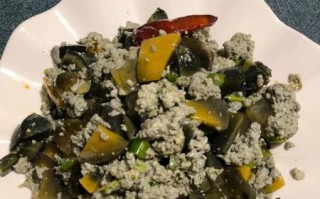 松花蛋豆腐怎么做_松花蛋拌豆腐要不要焯水