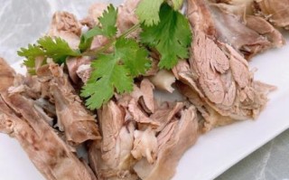 手抓羊肉怎么做_手抓羊肉煮多久才软烂