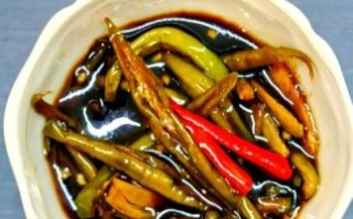 醋泡辣椒怎么做_醋泡辣椒可以保存多久