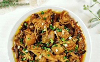 香菇炖鸡怎么做_香菇炖鸡需要焯水吗