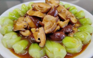 香菇油菜怎么炒好吃_家常香菇油菜的做法大全