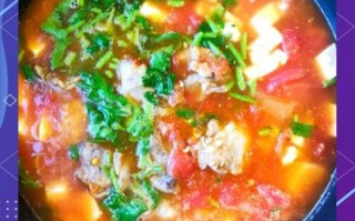 西红柿炖豆腐怎么做_西红柿炖豆腐用不用焯水