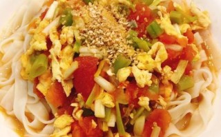 西红柿鸡蛋打卤面怎么做_家常做法步骤详解
