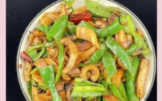 鱿鱼炒什么好吃_鱿鱼炒什么配菜最香