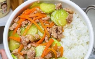 黄瓜胡萝卜炒肉怎么做_黄瓜胡萝卜炒肉热量高吗