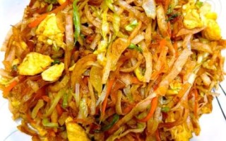 炒饼丝怎么炒才好吃_家常炒饼丝的做法窍门