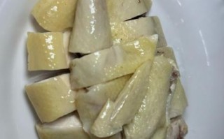 白斩鸡怎么做才嫩_白斩鸡蘸料怎么调