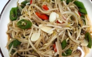 炒绿豆芽怎么炒才脆_家常绿豆芽做法