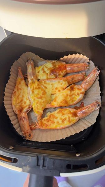 芝士焗虾怎么做_芝士焗虾烤箱温度时间-第3张图片-山城妙识