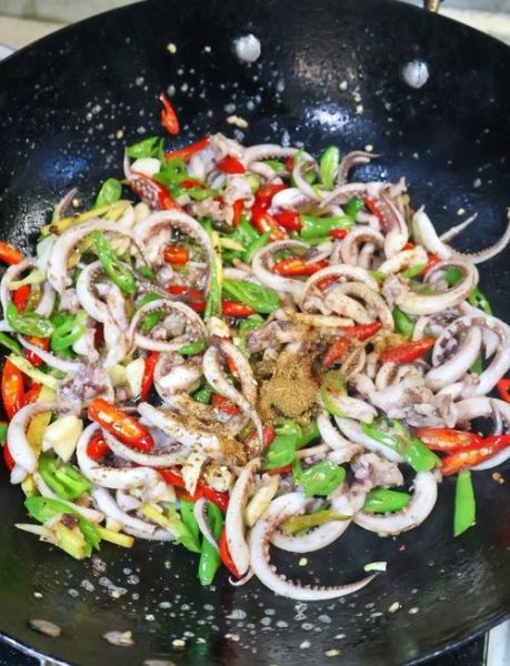 炒鱿鱼须怎么做好吃_炒鱿鱼须的家常做法-第2张图片-山城妙识