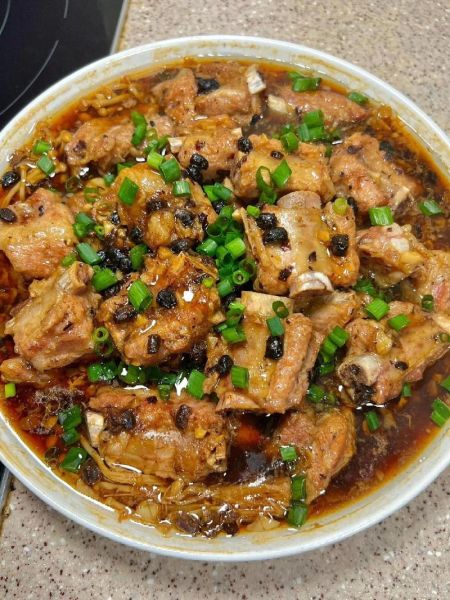 清蒸排骨怎么做_清蒸排骨蒸多久才嫩滑-第1张图片-山城妙识