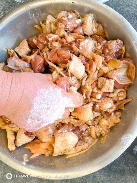 青阳炒鸡怎么做_正宗青阳炒鸡做法步骤-第2张图片-山城妙识 青阳炒鸡怎么做_正宗青阳炒鸡做法步骤-第2张图片-山城妙识