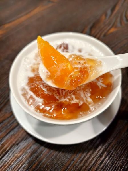 木瓜牛奶桃胶怎么做_木瓜牛奶桃胶的功效与禁忌-第2张图片-山城妙识