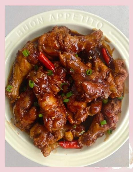 红烧鸡翅根怎么做_家常红烧鸡翅根简单做法-第2张图片-山城妙识