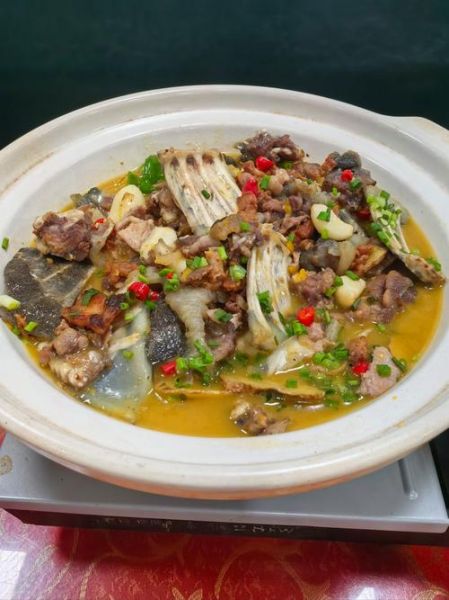 八爪鱼炖肉怎么做_八爪鱼炖肉的家常做法-第3张图片-山城妙识