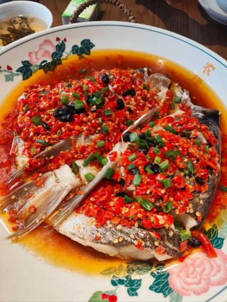 剁椒鱼头怎么做_剁椒鱼头正宗做法-第3张图片-山城妙识