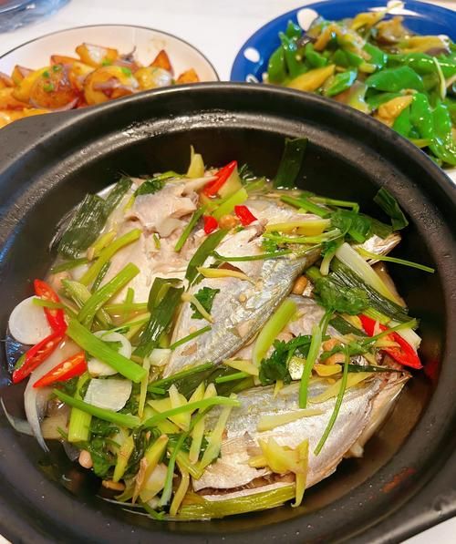 干锅小杂鱼怎么做_干锅小杂鱼用什么鱼最好-第3张图片-山城妙识