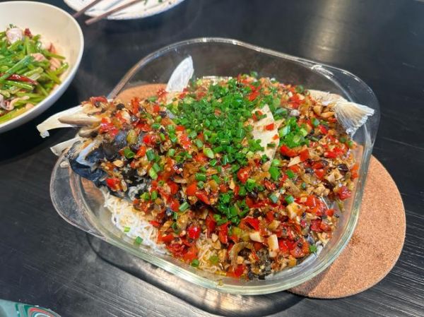 剁椒鱼头怎么做才入味_家常剁椒鱼头做法-第3张图片-山城妙识 剁椒鱼头怎么做才入味_家常剁椒鱼头做法-第3张图片-山城妙识