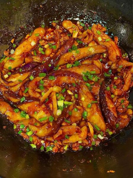 红烧茄子怎么做_家常红烧茄子简单做法-第3张图片-山城妙识