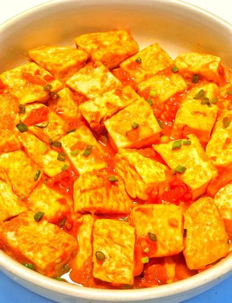 西红柿炒豆腐怎么做_西红柿炒豆腐的家常做法-第1张图片-山城妙识